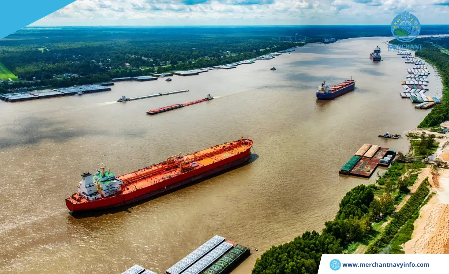 famous canals : Engineering Marvels and Scenic Wonders